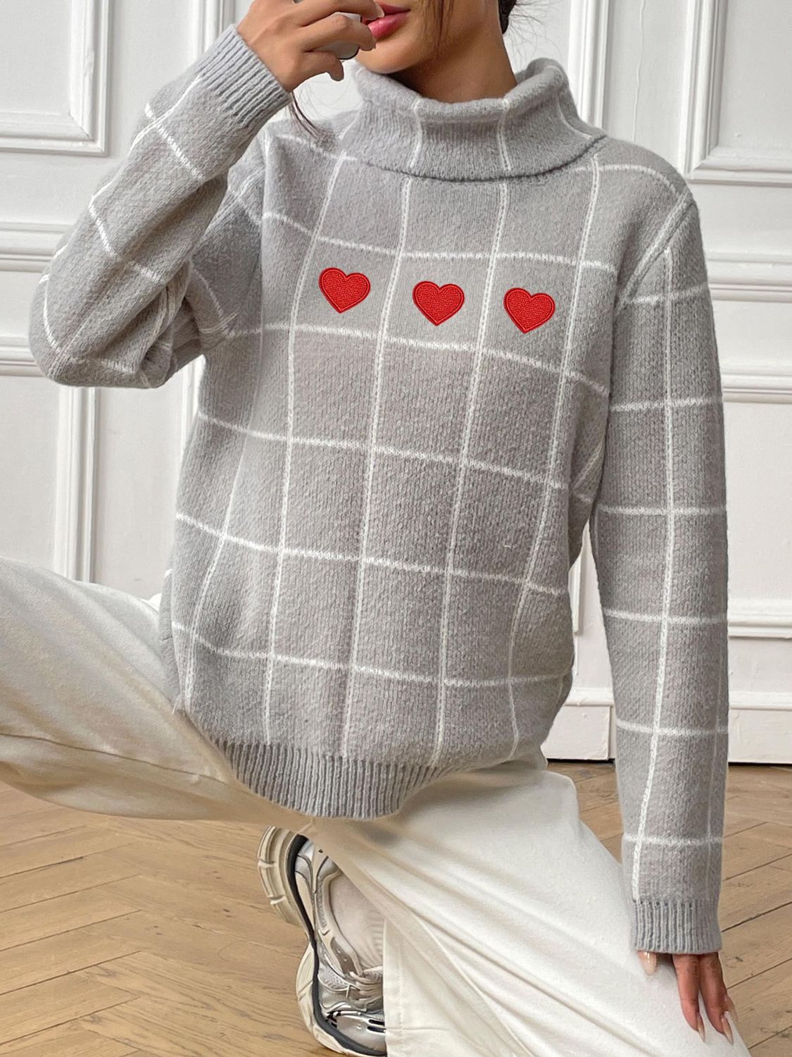 Marianna® | Long-sleeved turtleneck sweater with a heart-shaped check ...