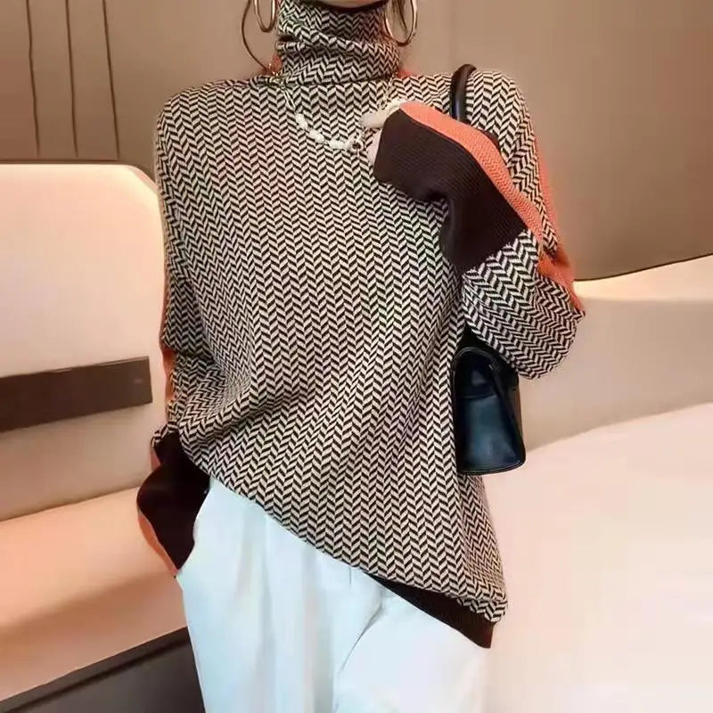 Teresa® | Elegant, figure-hugging women's turtleneck sweater – Lily Hil